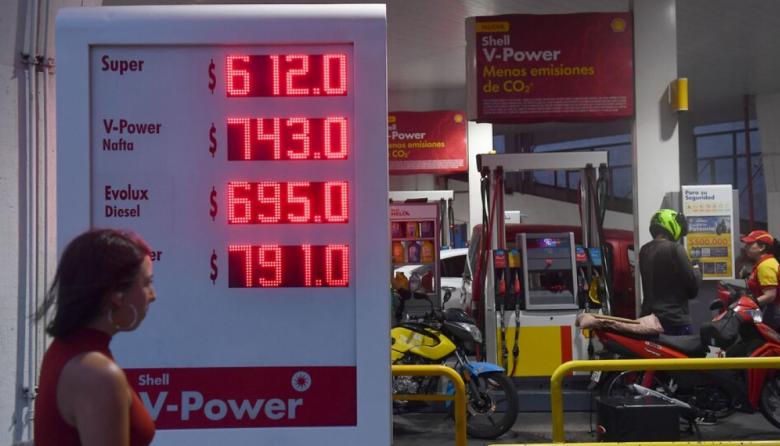 Nafta: cuánto sale llenar el tanque hoy, tras los últimos aumentos - Databa
